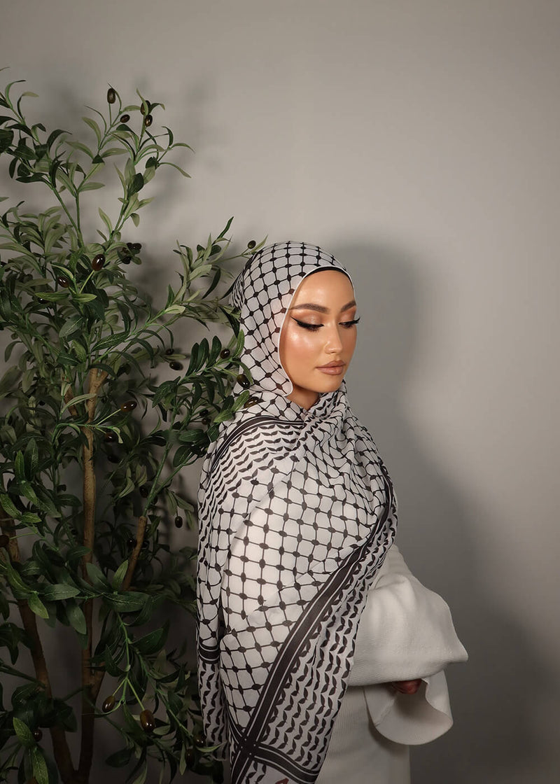Keffiyeh Modal Hijab - Black Print